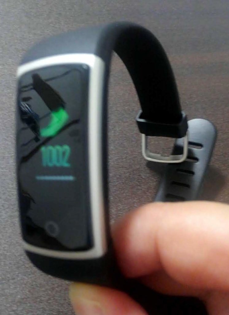 【レビュー】運動のお供に！YamayのSW336スマートウォッチを使ってみた（開封・起動編） | ハジカラ